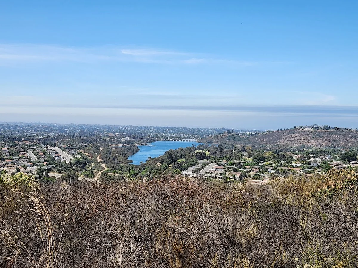 Cowles Mountain Trail - Dog-Friendly in San Diego | DogTrekker