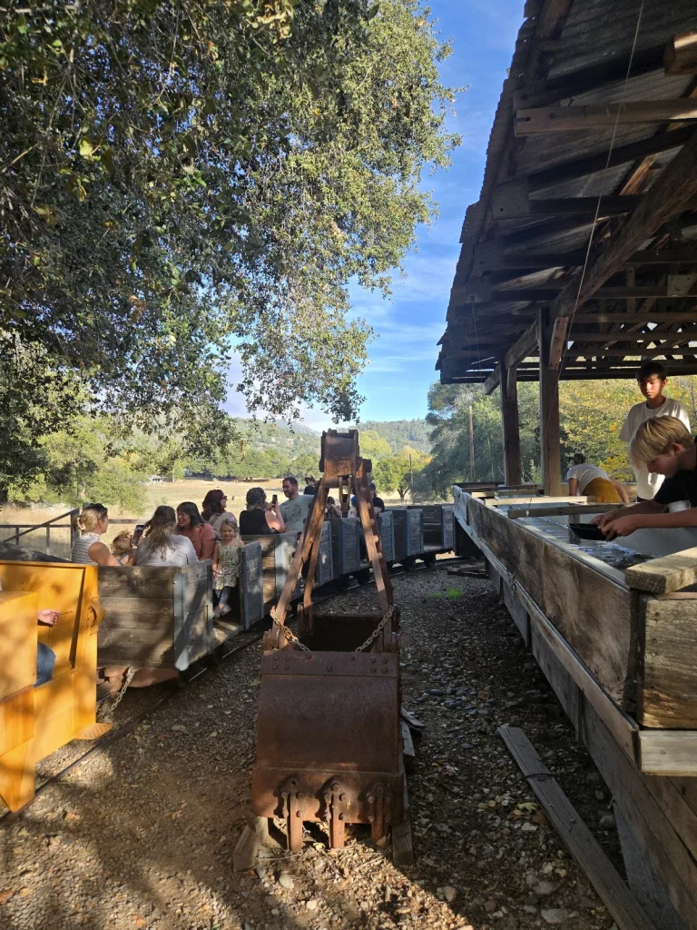 Stagecoach Trails RV - Dog-Friendly in Julian | DogTrekker